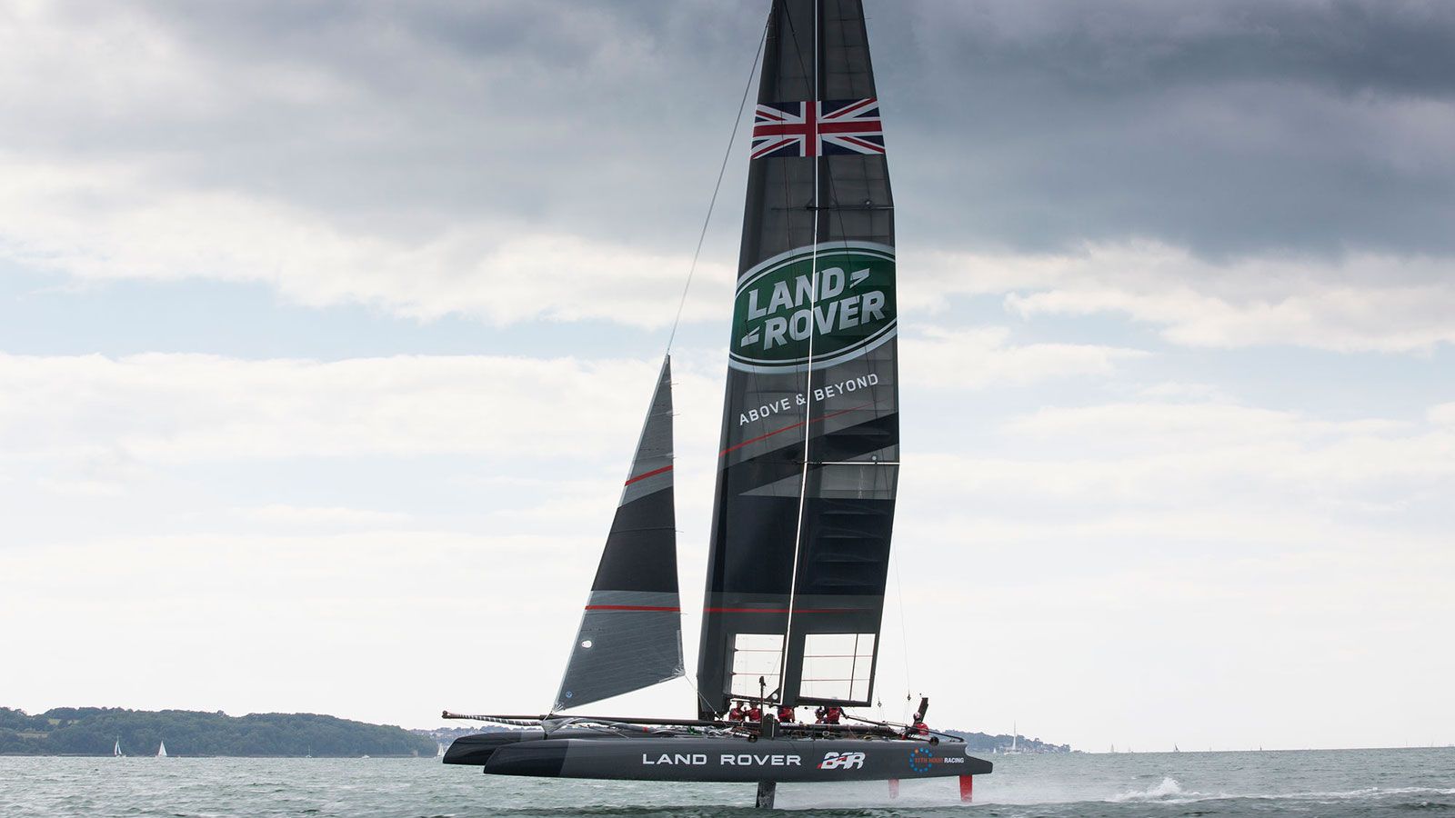 Jaguar Land Rover partners Ben Ainslie Racing for America's Cup